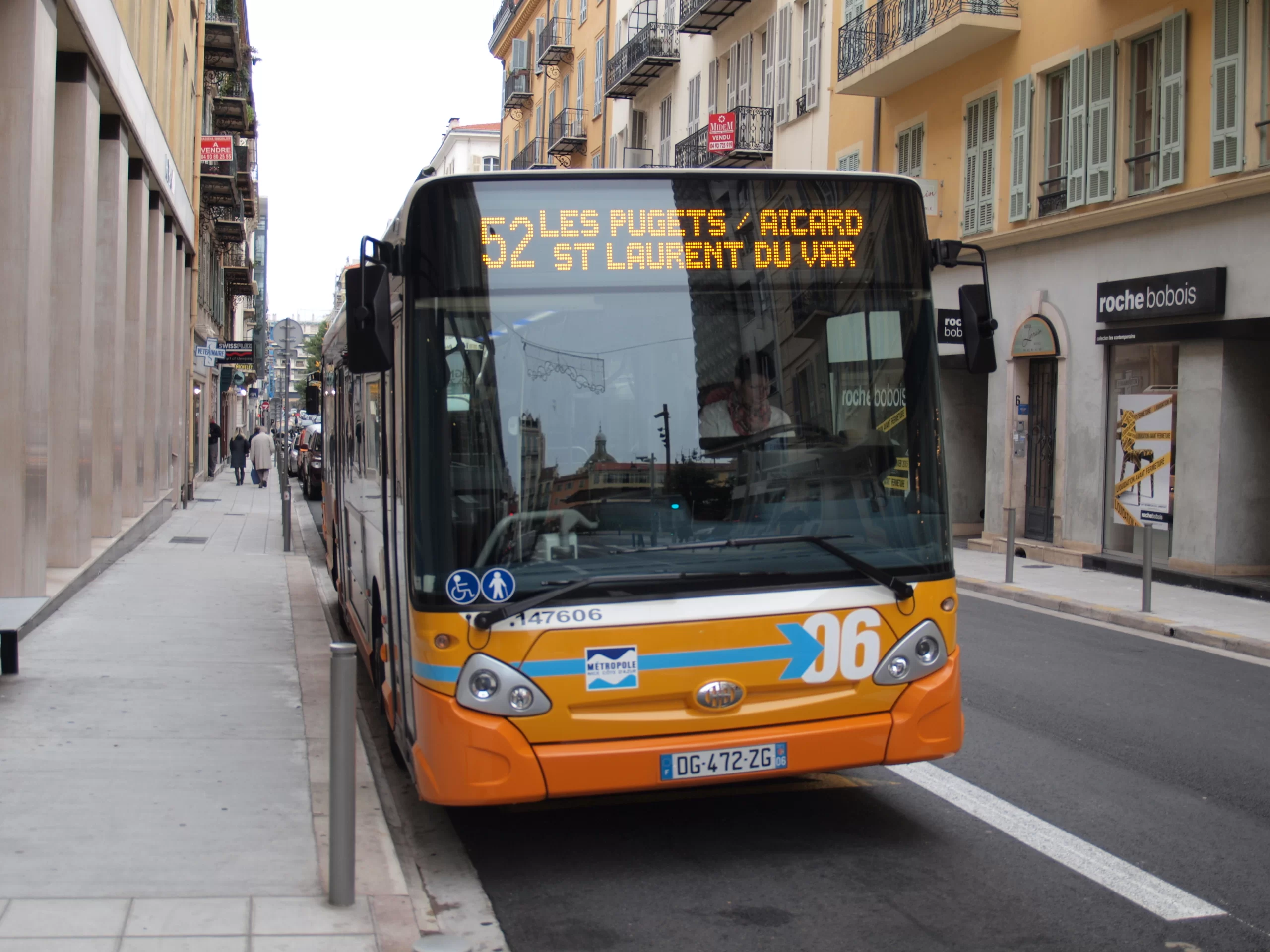 Transport w Nicei: autobusy, tramwaje, taksówki - Paris10.pl : wszystko ...